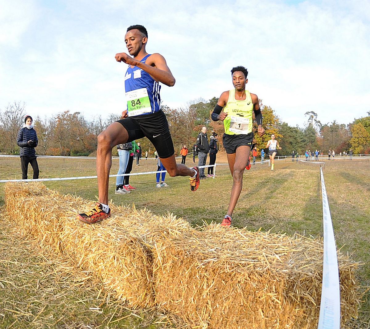 HLV Kreis Hofgeismar: U23-Junior Ilyas Yonis Osman gewinnt Darmstadt Cross